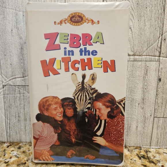 VHS | Media | Zebra In The Kitchen Vhs 965 Rare Family Comedy Vintage ...